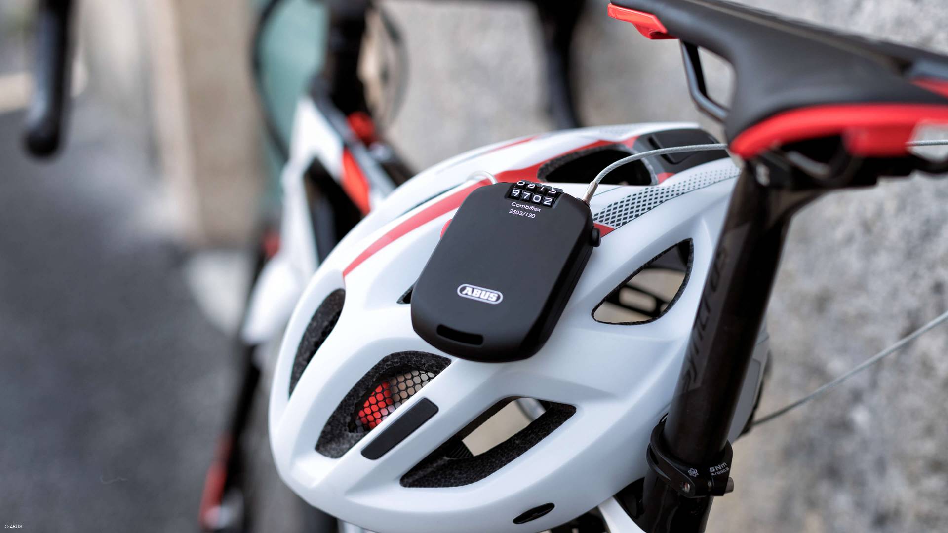 Tout sur Abus la marque sécurité vélo : antivols et casques